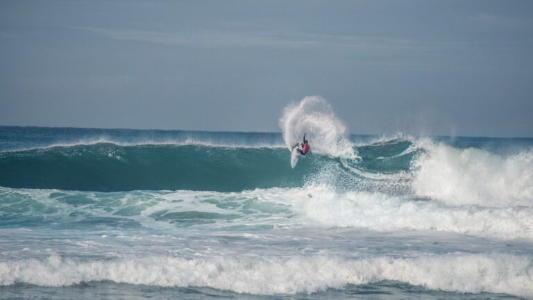 8 Best Places to Surf in November - Gathering Waves